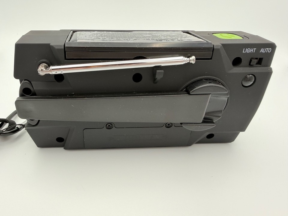 Portable Emergency Wind Up Solar Hand Crank Radio Power Bank Charger FM ...