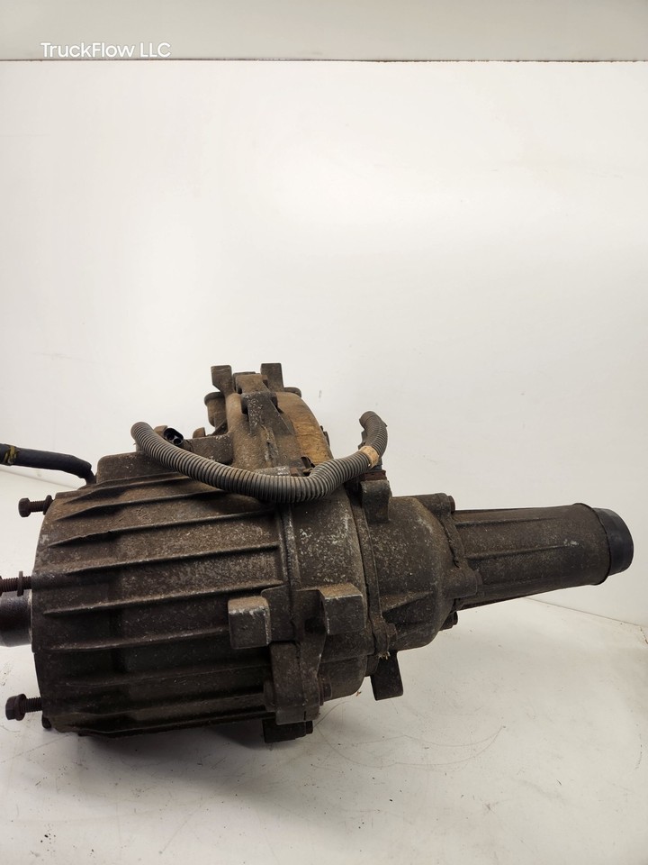 CHEVY NP241C TRANSFER CASE VSS PASSENGER SIDE DROP 27 SPLINE | eBay