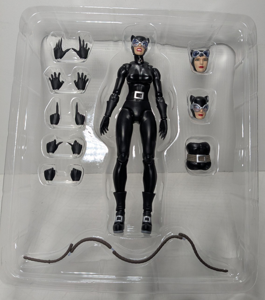Mafex No. 123 Catwoman Batman Hush Version 100% Complete DC Medicom 1st ...