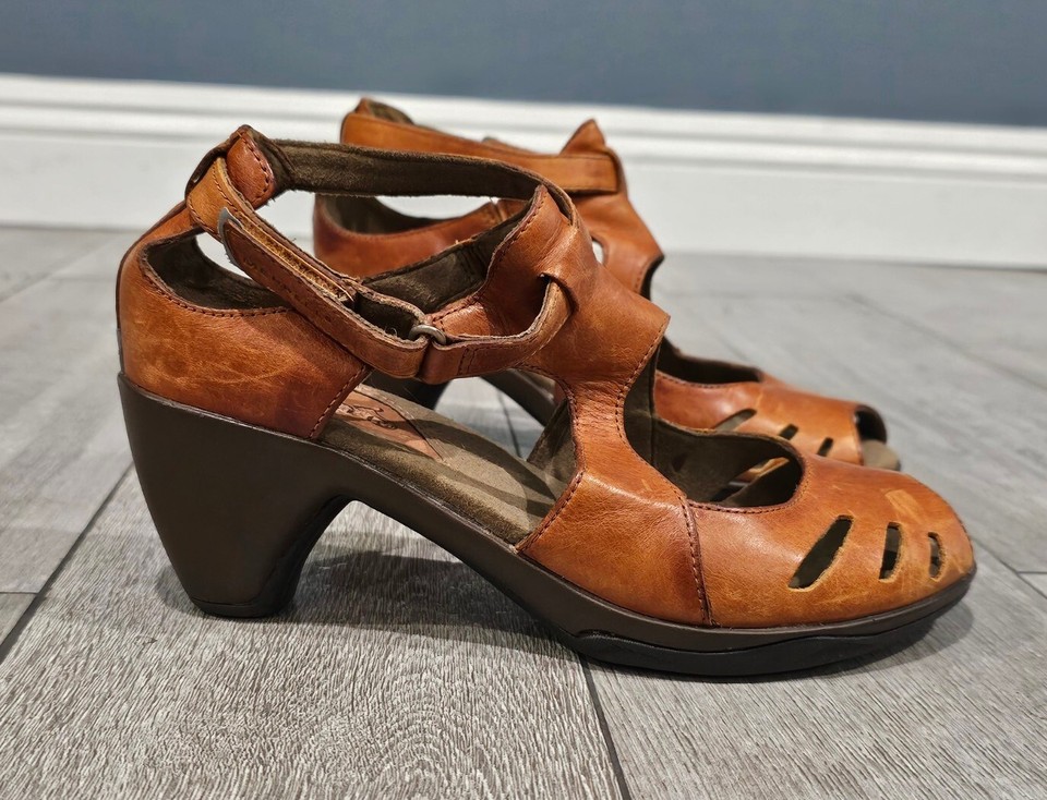 MERRELL Women Evera Shift Cycling Tan Leather Sandals 7.5M | eBay