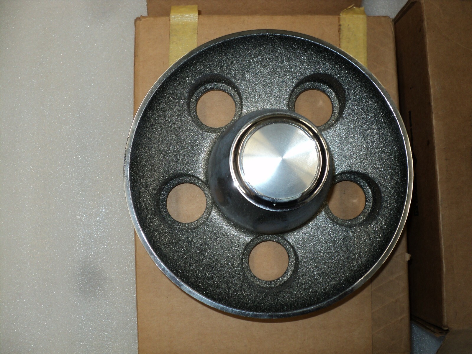 NOS CHRYSLER 71 CONE RALLY CENTER CAPS,426 HEMI,440 SIX PACK,CHALLENGER ...