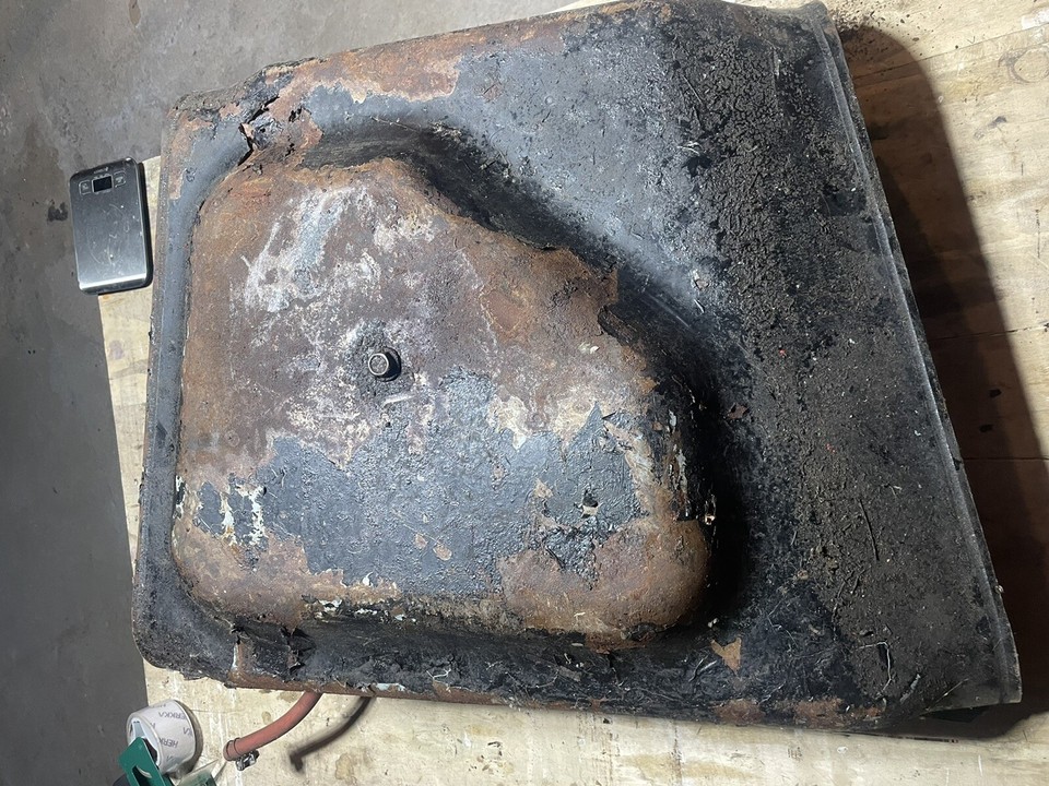 Toyota Land Cruiser OEM FJ40 Gas Fuel Tank - Removed from 72 Fj40 | eBay