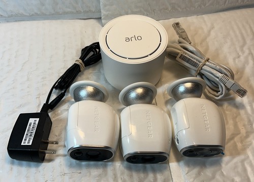 Arlo/Netgear VMB3500 Hub/Base Station & 3 x VMC3030 Wireless HD Cameras ...