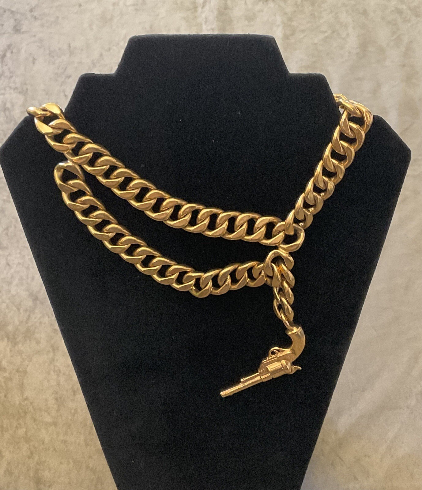 Vintage, Rare 1980’s Chanel Gold Toned Pistol Gun Cha… - Gem