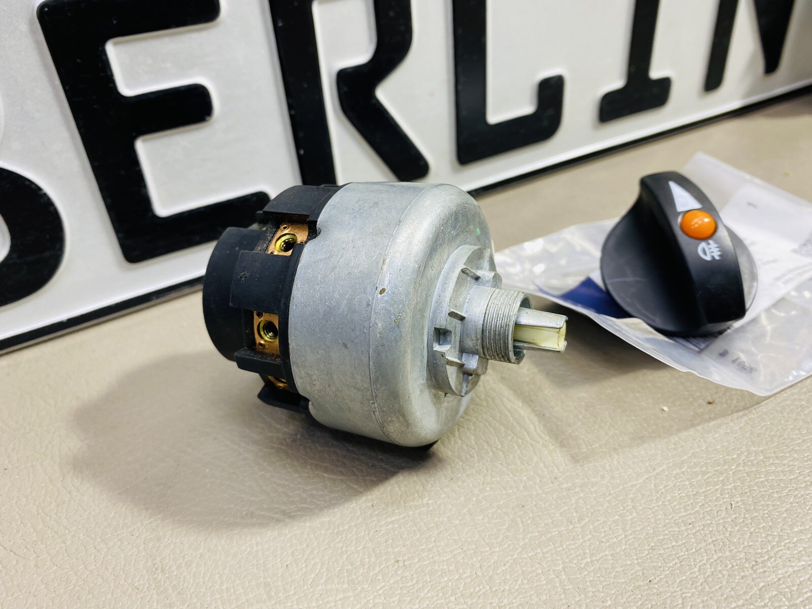 Mercedes Benz W116 R107 W108 Headlights Switch & Knob 0005453704 ...