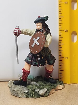 Sculptures UK Handmade Scottish Highlander Clansman 2.5" Figurine Sword ...