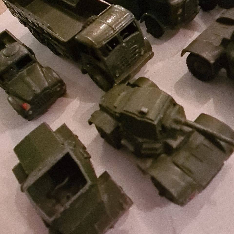 7 Vintage DINKY Military Models 10 Ton Army Truck,Ambulance,Armoured ...