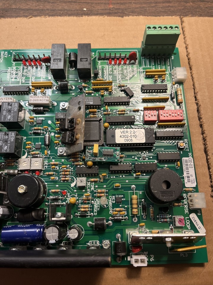 TWO DKS DoorKing 4302-010 Control Boards | eBay