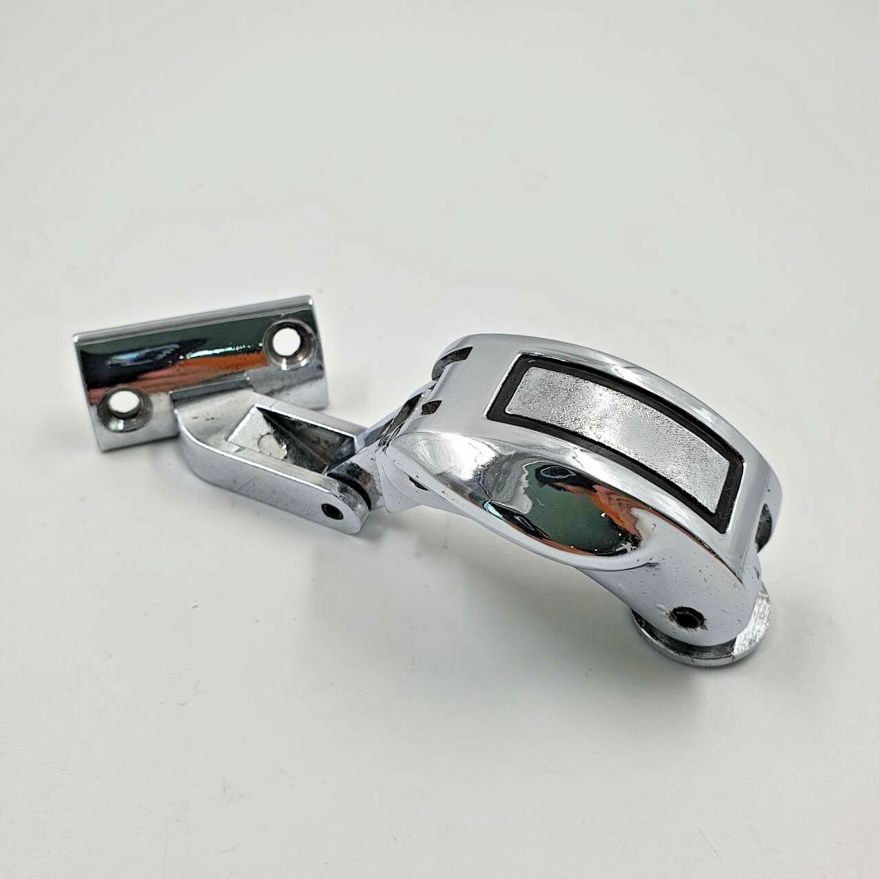 Fastener (Rear Quarter Vent Window Toggle) Assy. L.H for Ford Capri MK1 ...