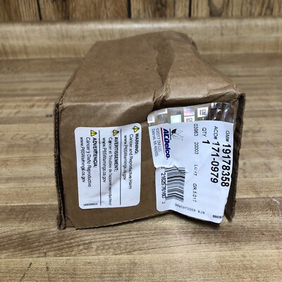 Genuine GM Front Disc Brake Pad Set 19178358 New | eBay