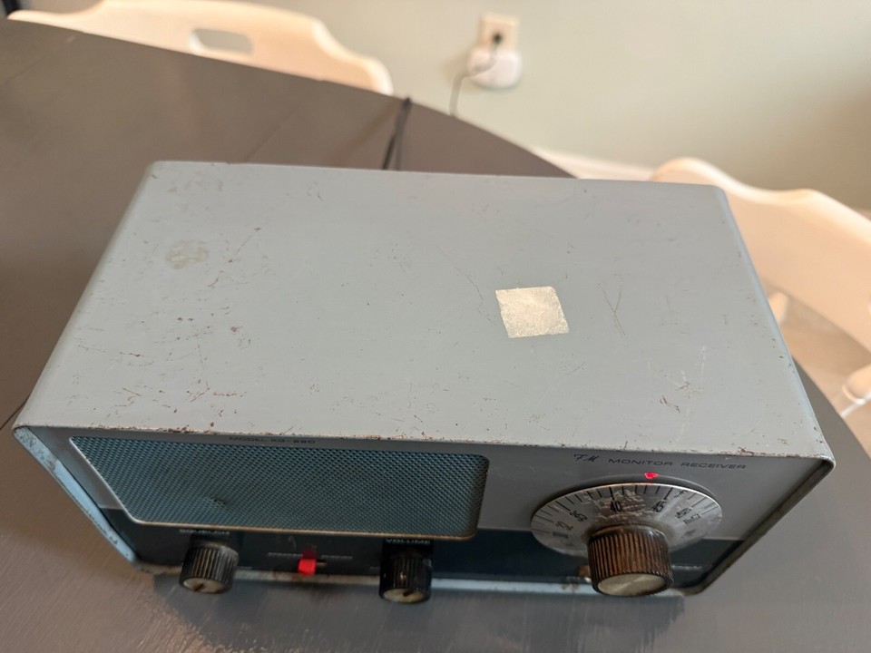 VTG Knight Allied KG-220 FM Monitor Receiver Tube Radio POWERS ON | eBay