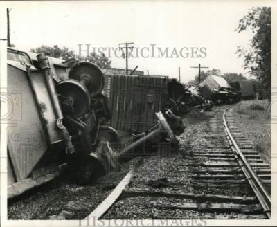 1970 Press Photo Southern Pacific Railroad derailment. - noc67403 | eBay