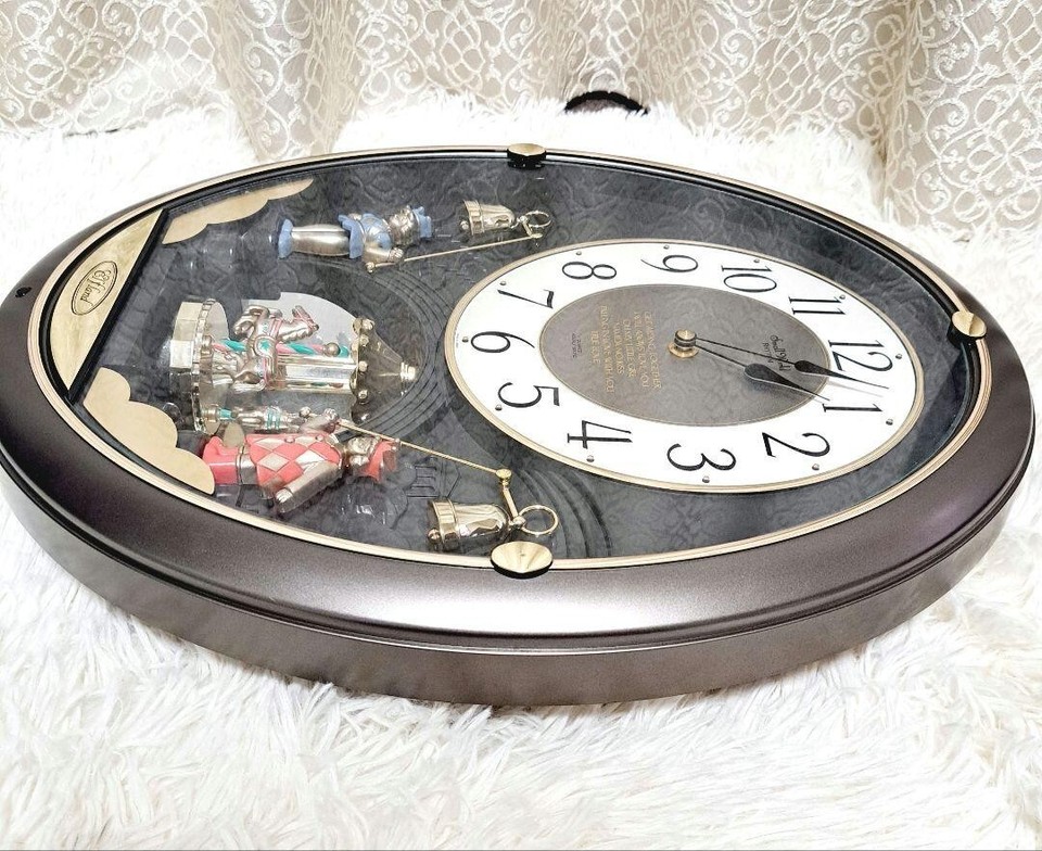small world RHYTHM 4MH710 Rhythm Clock Karakuri Wall Hanging Vintage ...