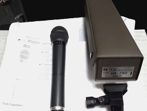 TOA WM-280 Wireless (173.8-175.0) Handheld Vocal Microphone PA Vocalist ...