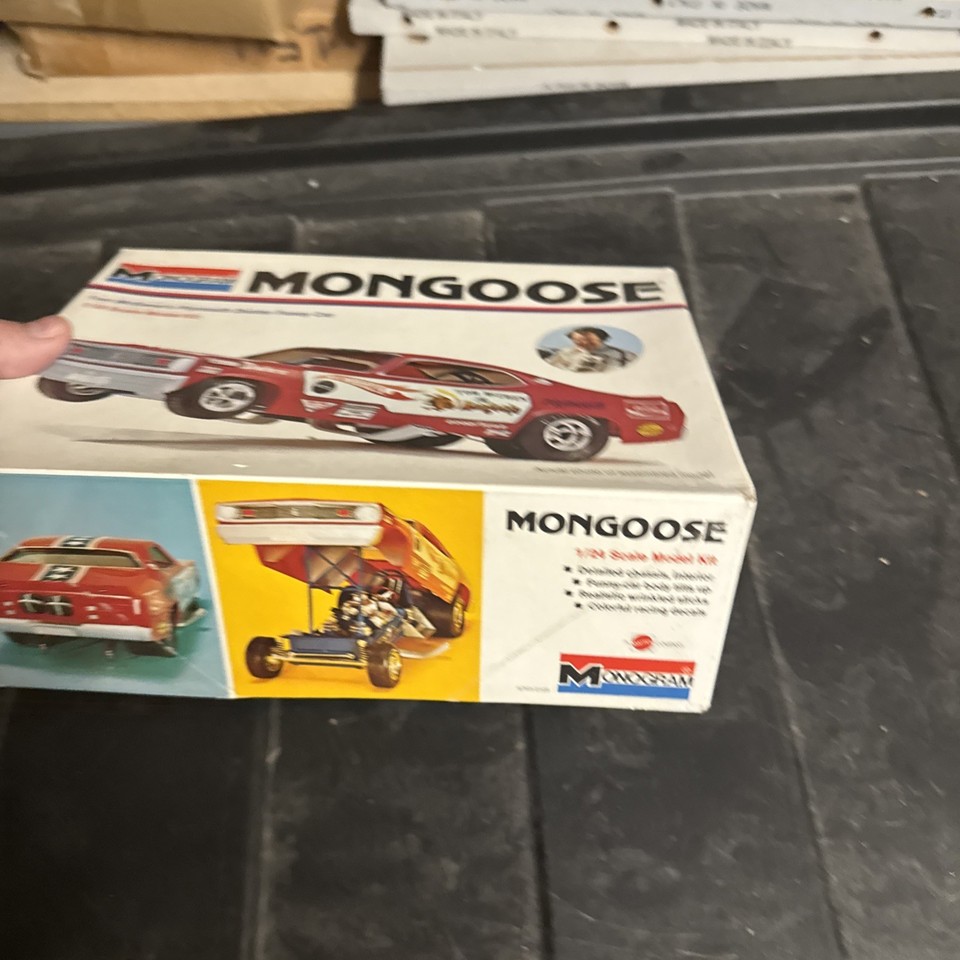 Monogram Tom McEwen's Duster Funny Car Mongoose Model 6763 1/24 | eBay