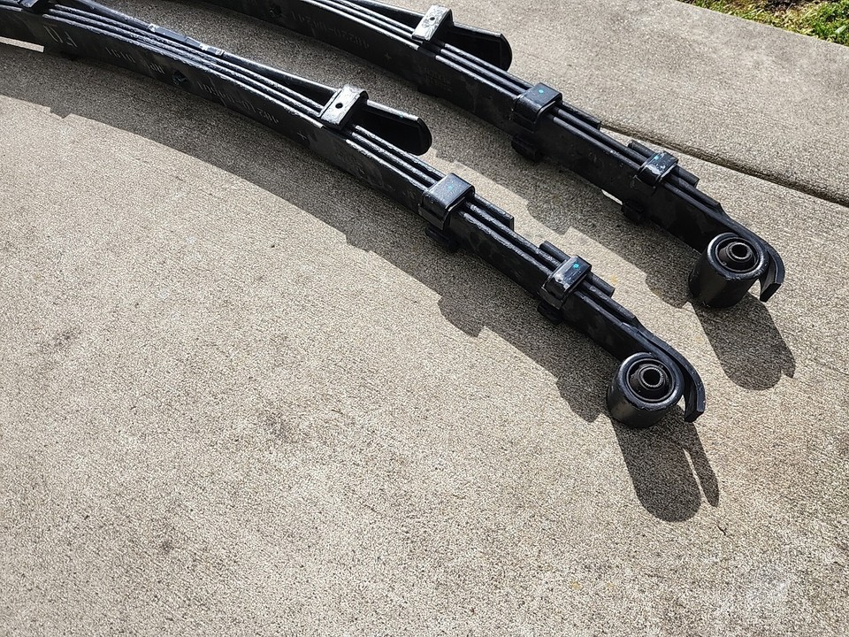 Toyota Tacoma TRD Off-Road rear leaf springs Set Right & Left OEM 2005 ...