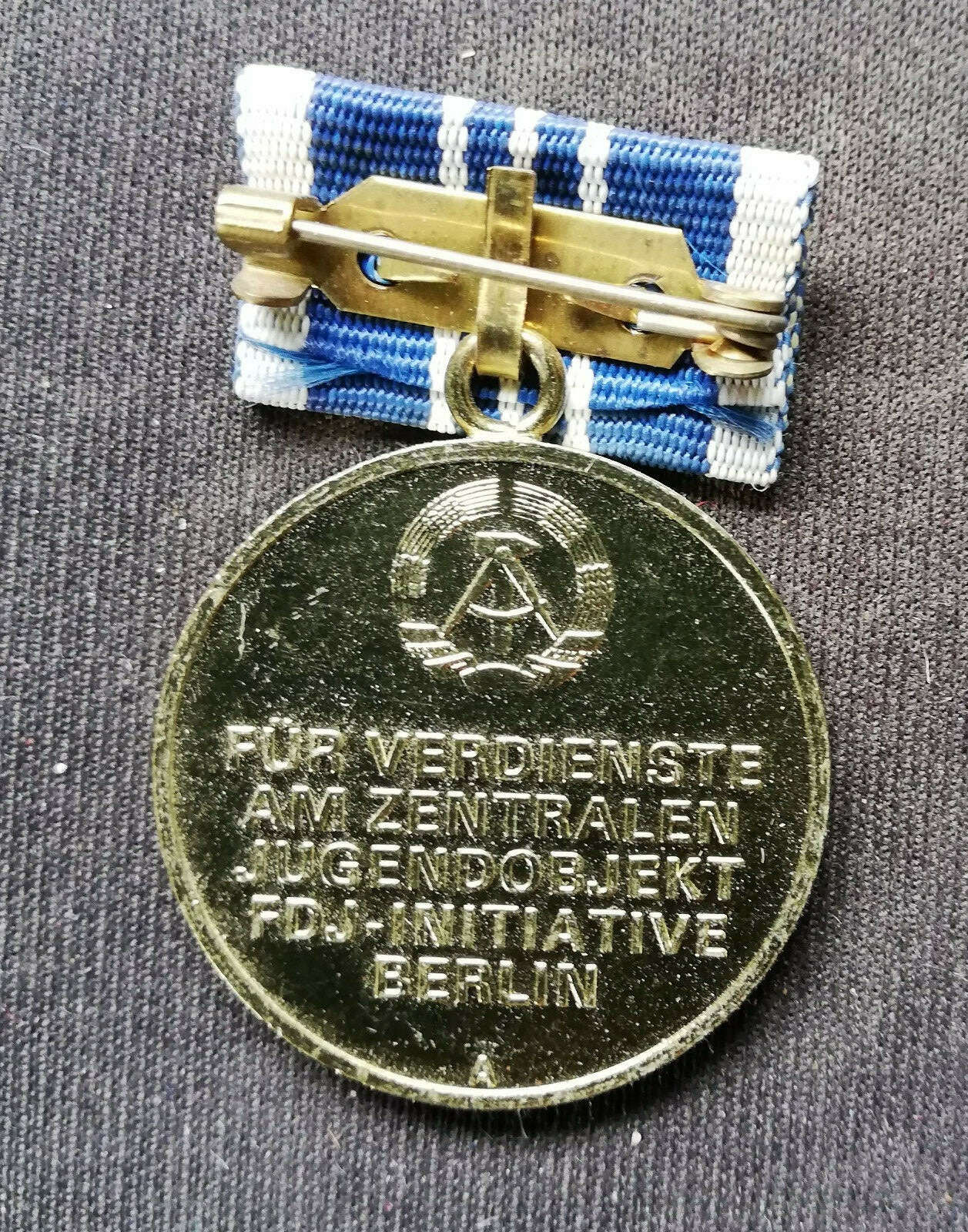 DDR:Medaille: FDJ Für Verdienste am zentralen Jugendobjekt Gold 130 ...