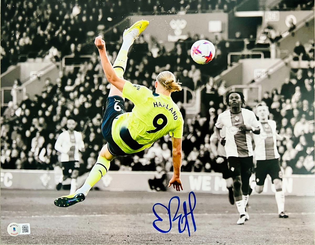 Manchester City Bicycle Kick