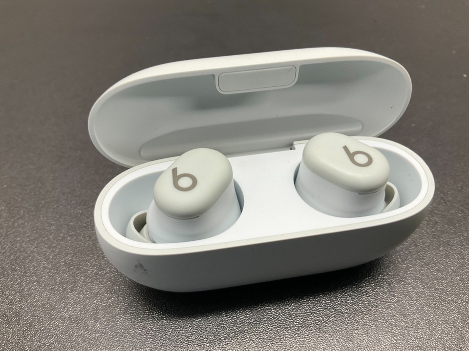 Beats Solo Buds True Wireless Bluetooth Earbuds - A3151 | eBay