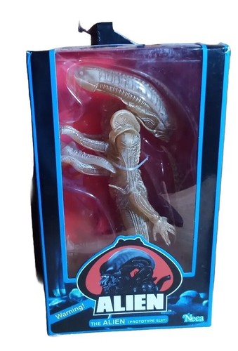 NECA Alien 40th Anniversary Alien Xenomorph Prototype Suit Figure Reel ...
