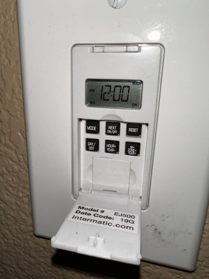 INTERMATIC Indoor In-Wall Astronomic 7-Day Digital TImer - Biege EJ500 ...