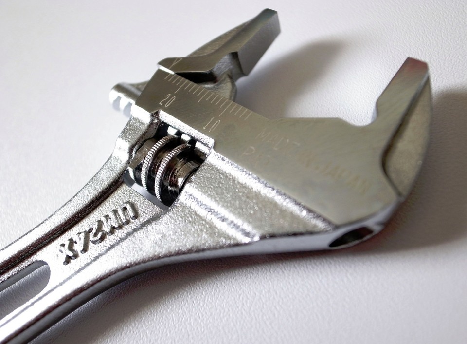 LOBSTER HYBRID ADJUSTABLE WRENCH 3 SIZE SET (UM24XG,UM30XG,UM36XG) LOB ...