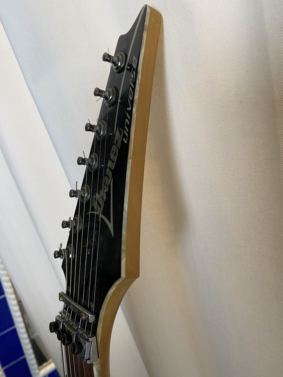 Ibanez Universe UV-777-BL Electirc Guitar 7 String w/ Hard Ibanez Universe UV-777-BL Electirc Guitar 7 String w/ Hard