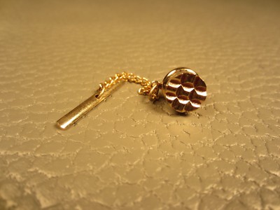Vintage Linear Carved Yellow Gold Plated Tie Tac or Lapel Pin | eBay