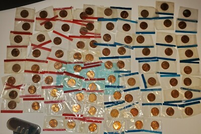 1975 P D 1975D Lincoln cent uncirculated US Mint set in cello all toned ...