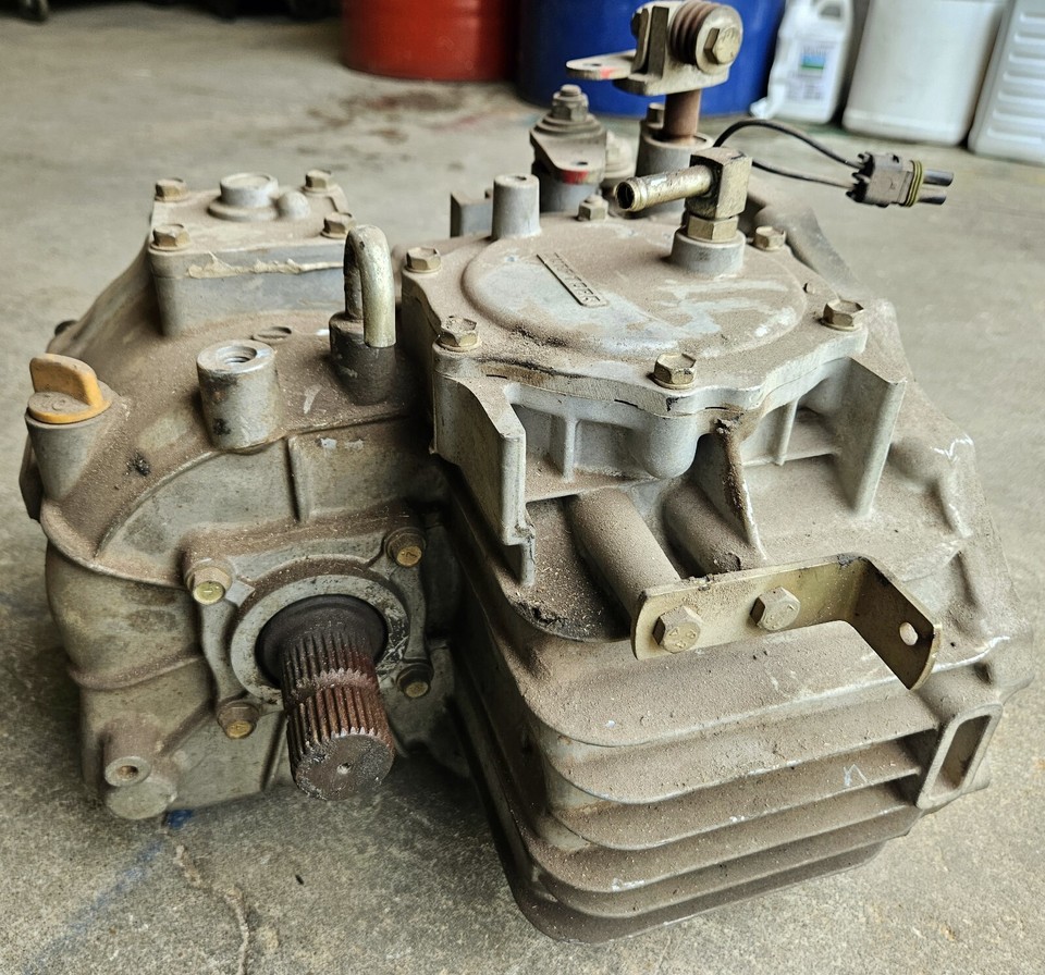 Toro Manual 2WD Transaxle Transmission Workman WM 3100 3200 3300D HDX ...