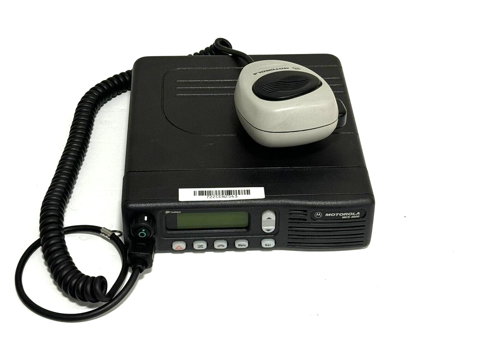 Motorola MCS2000 Digital Two-Way Mobile Radio M01HX+812W M01UGL6PW4BN w ...