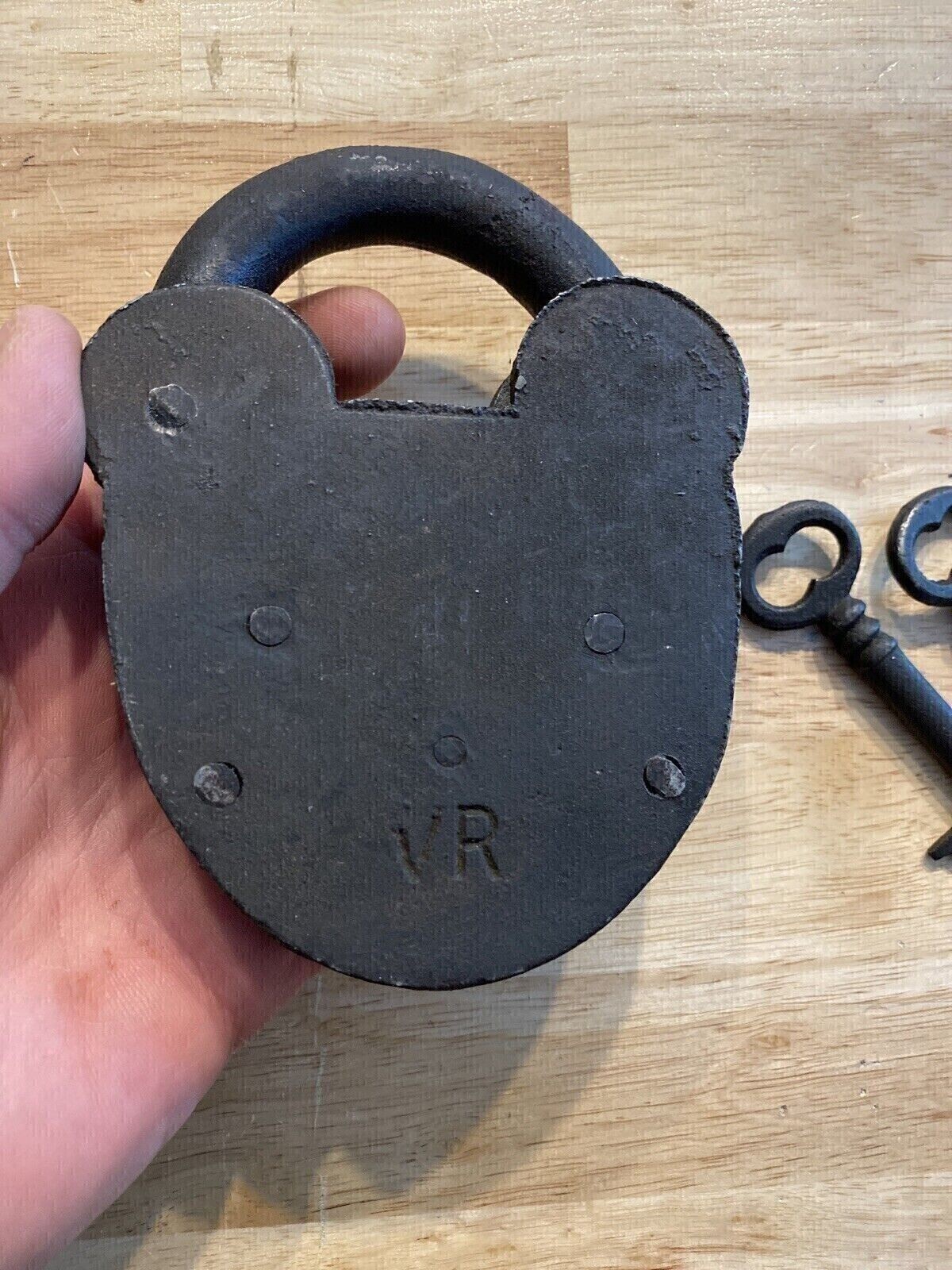 Lock 6 Inches Heavy Padlock Antique Brass Plate On The Top Padlock ...