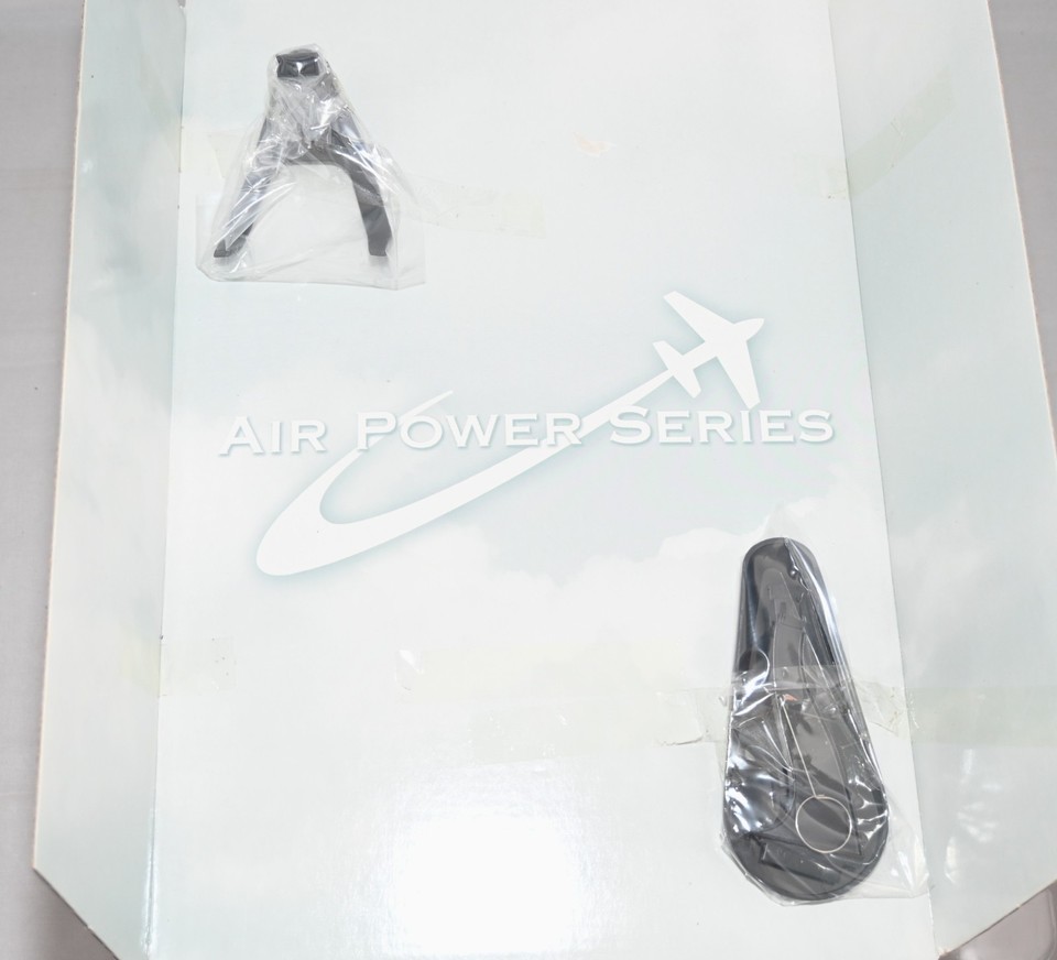 HOBBY MASTER HA3018 F111F AARDVARK 'THE AARDVARK RETIRES' 1996 1:72 ...