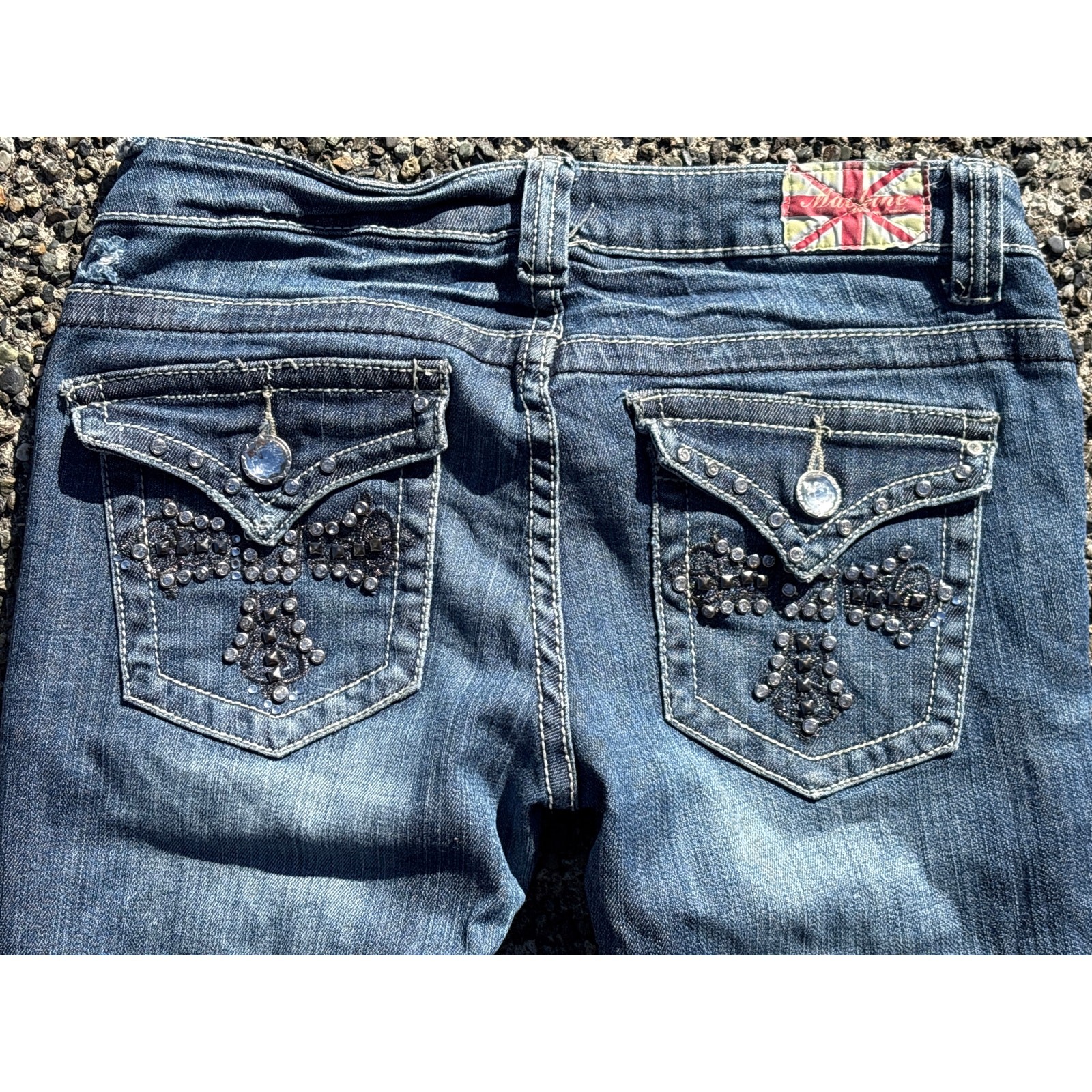 Y2K Machine Nouvelle mode jeans size 30/9 distressed thrashed iron ...