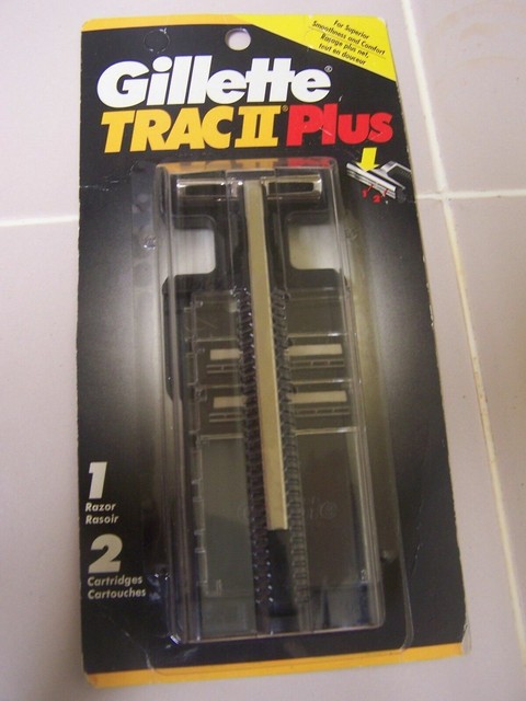 Gillette Trac II Plus Razor With 2 Blades - 1994 Made in USA for sale ...