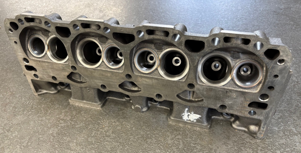 Genuine GM Chevrolet Performance Cylinder Head 93438648 Small Block Gen ...