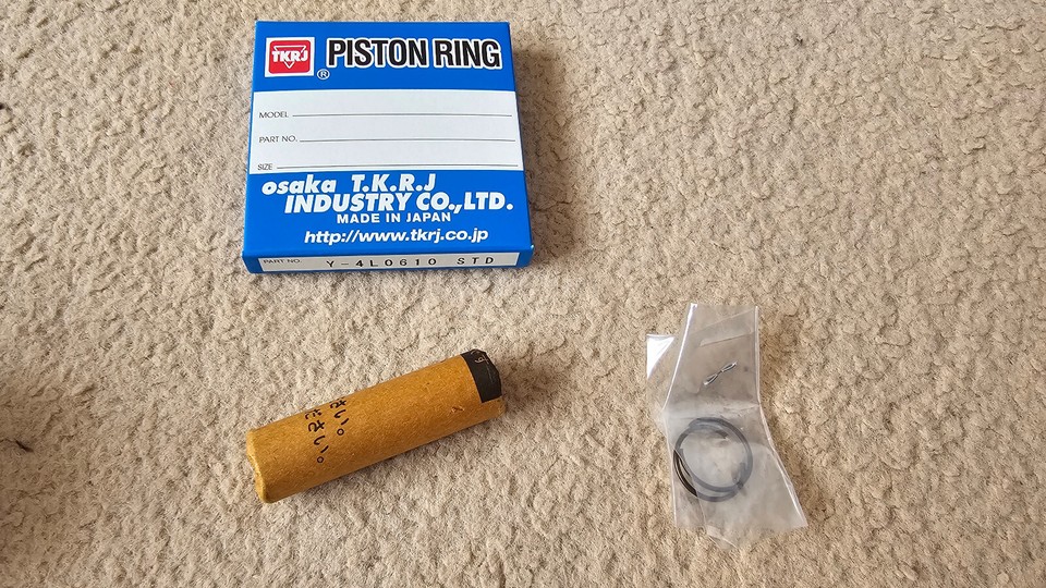 Mitaka Engine Piston Set 64mm (Standard Size) Yamaha RD350LC (4L0) YPVS ...