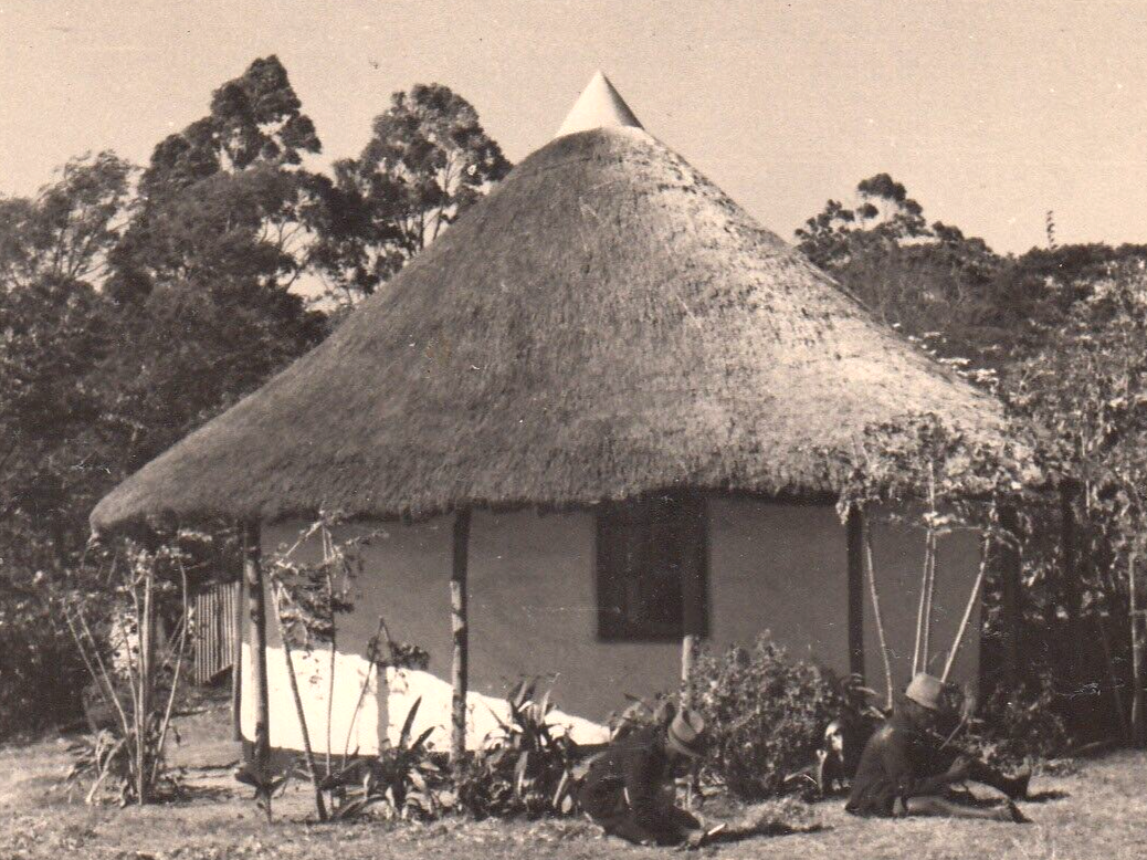 1941 Photo Traditional Rondavel Native Zulu Hut Kwazulu Natal South ...