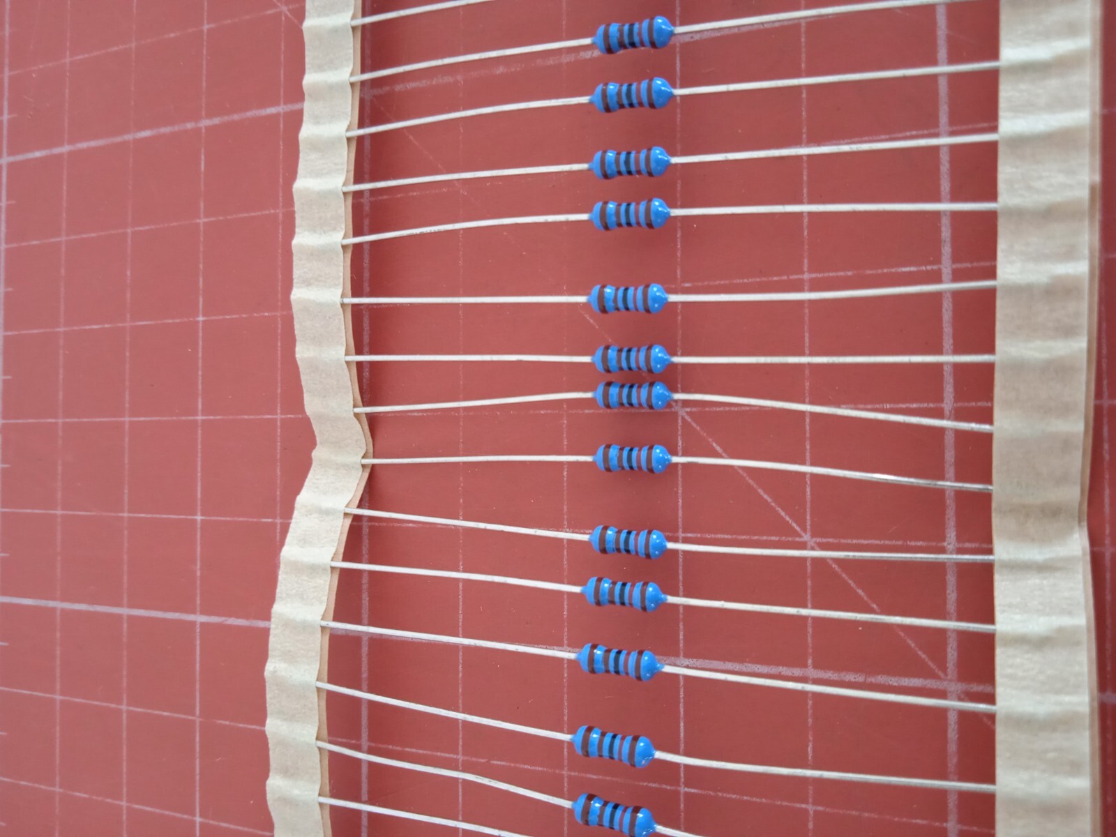 100Stk (1Stk/0,095eur) YAGEO MFR-25FTE52-1K2 Res 1.2K OHM 1% 1/4W Axial ...