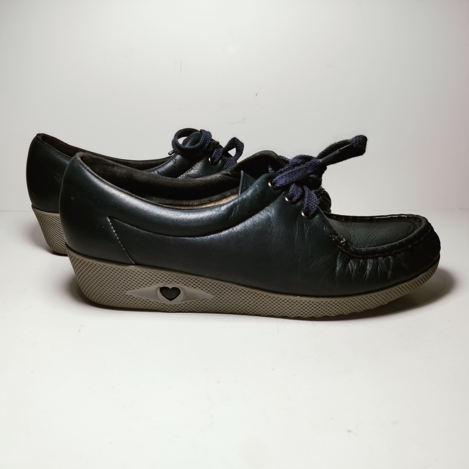 Vintage Ladies Shoes Soft Spots Cream Puffs Size 8.5 … - Gem