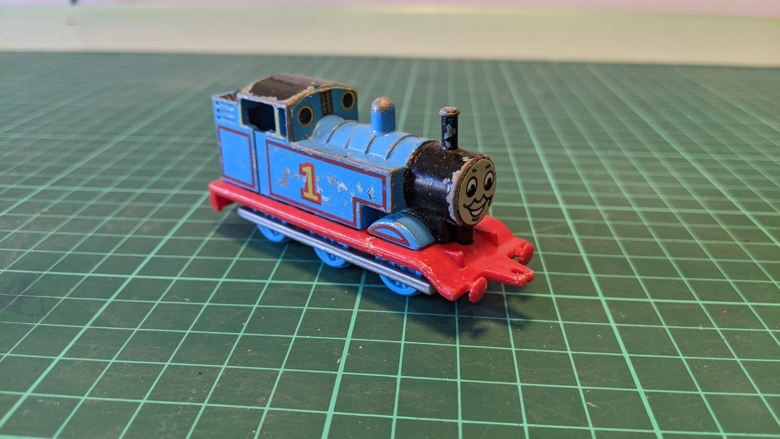 Thomas the Tank Engine printed face train Ertl 8cm used condition 1984 ...