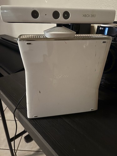 Microsoft Xbox 360 with Kinect 4GB White Console 885370379365 | eBay