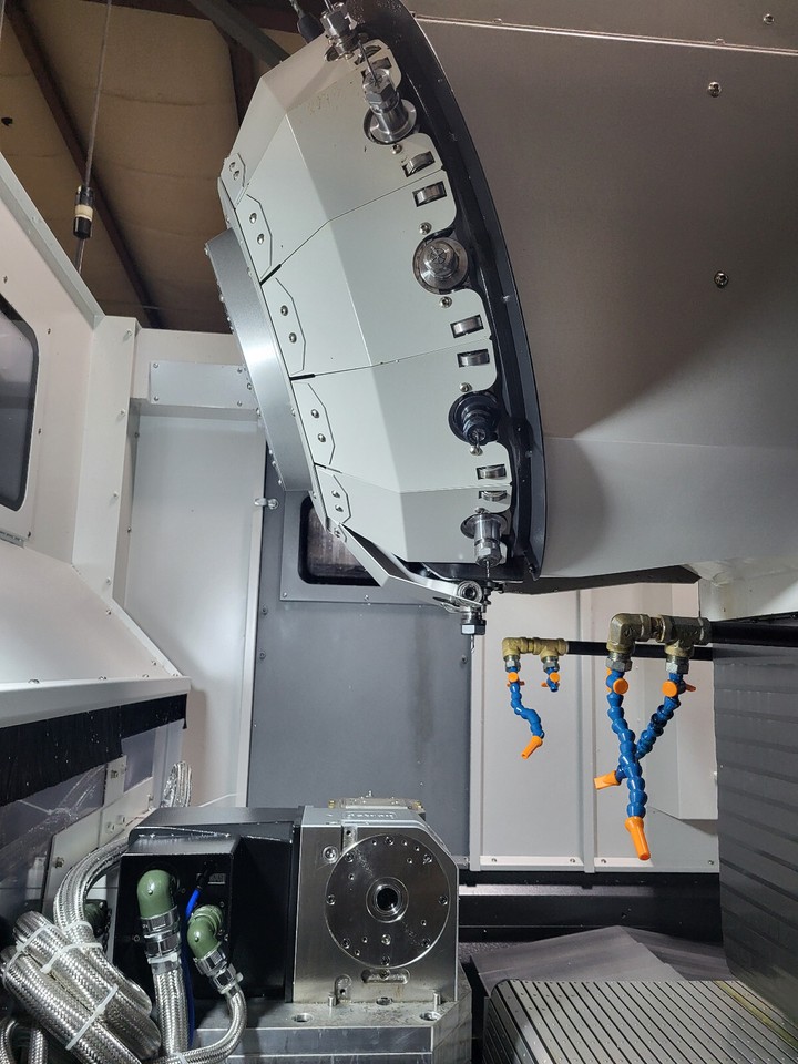 Ugint UT-360D Vertical Drill and Tapping Center, VMC, (2) Pallet, 4th ...