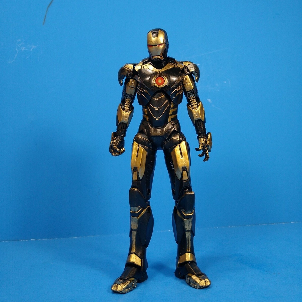 Iron Man Black And Gold Armor Marvel Now