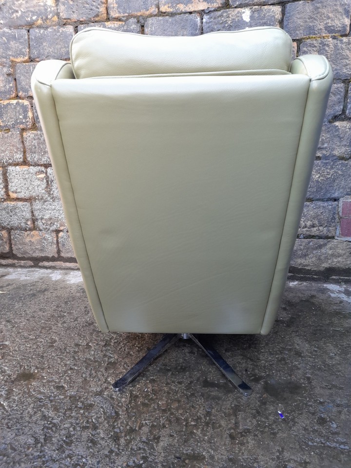 * FAMA Romeo Leather Swivel & Tilt Lounge Arm Chair (DELIVERY) | eBay UK