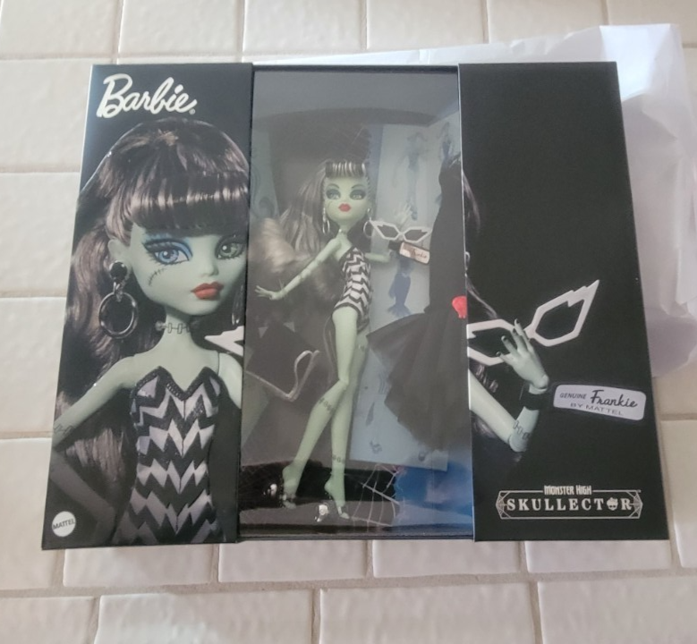 Monster High x Barbie Frankie Stein Doll with Original Barbie In Hand ...