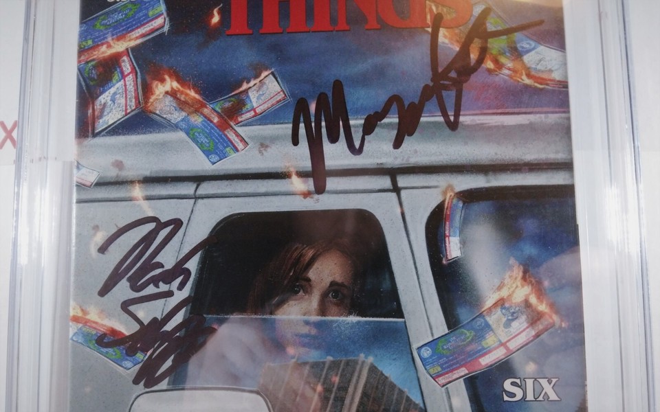 🩸💀 SIGNED MAYA HAWKE + NOAH SCHNAPP CGC 9.6 NM+ STRANGER THINGS SIX #1 ...