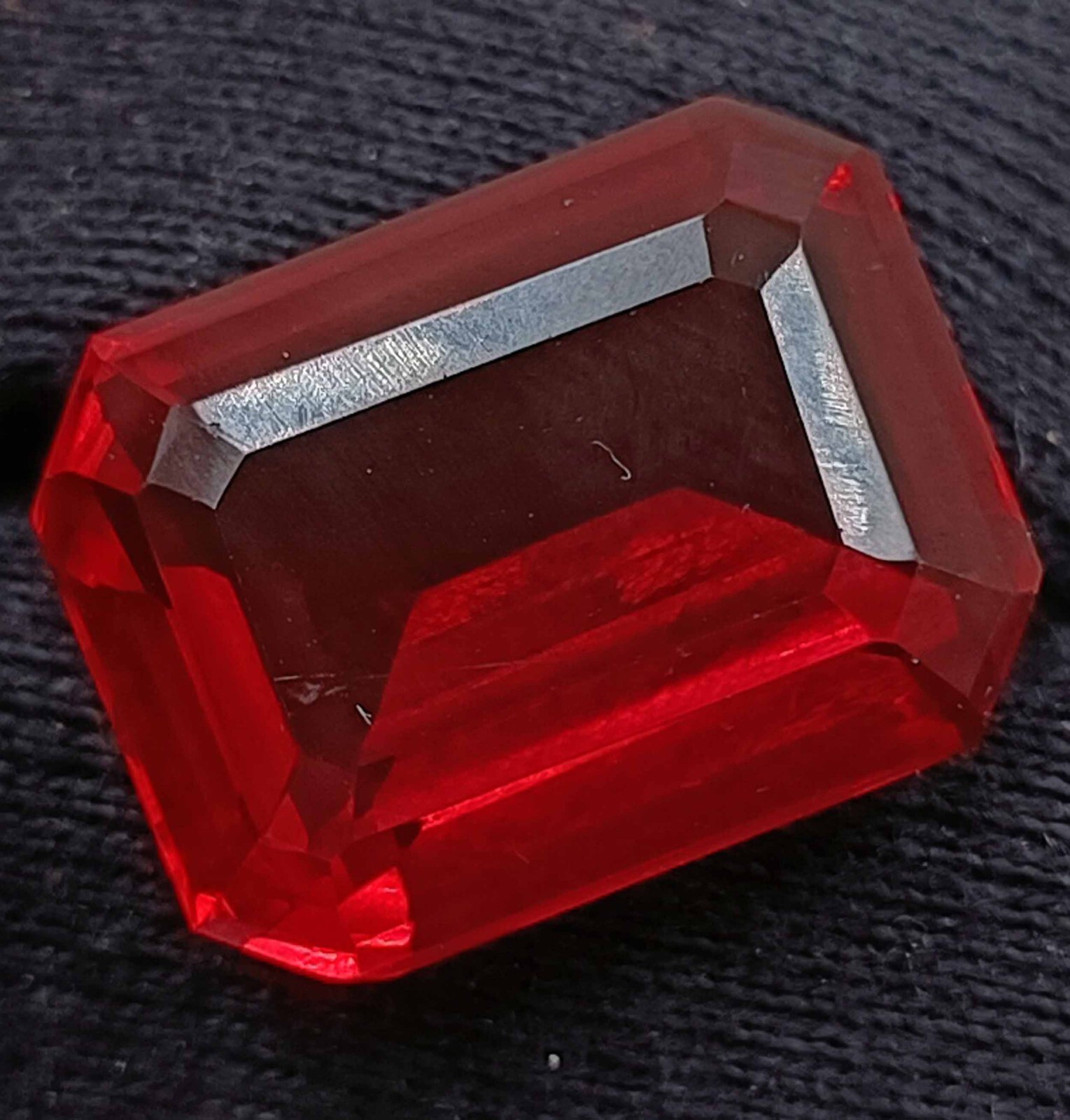 Elegant Natural Red Ruby 23-24 Ct Untreated/Unheated Emerald Cut EGL ...