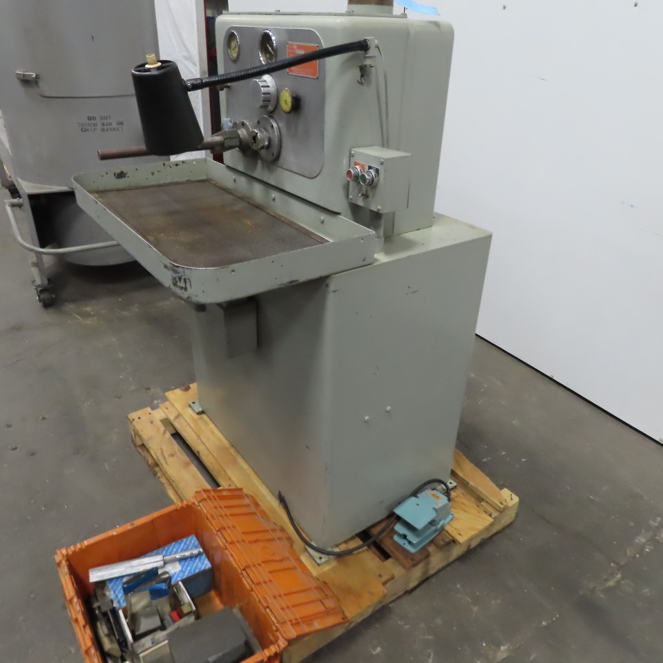 Superior Hone Model HM Horizontal Honing Machine W/Some Tooling 460V ...