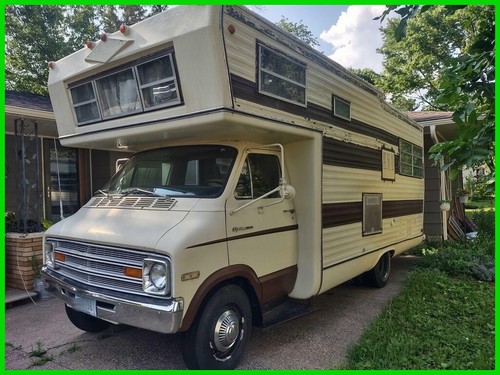 1975 Dodge Sportsman 20' C Class RV Solid Floors Good Tires Bright and ...